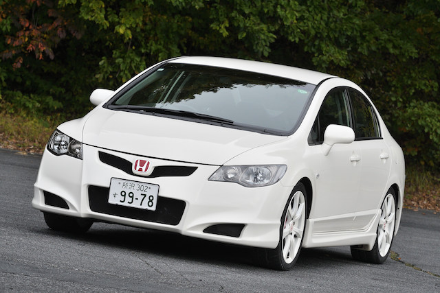 【Modulo 30th】2008年式シビック タイプR[FD2]Modulo純正アクセサリー装着車両【画像集】 - Honda Style web